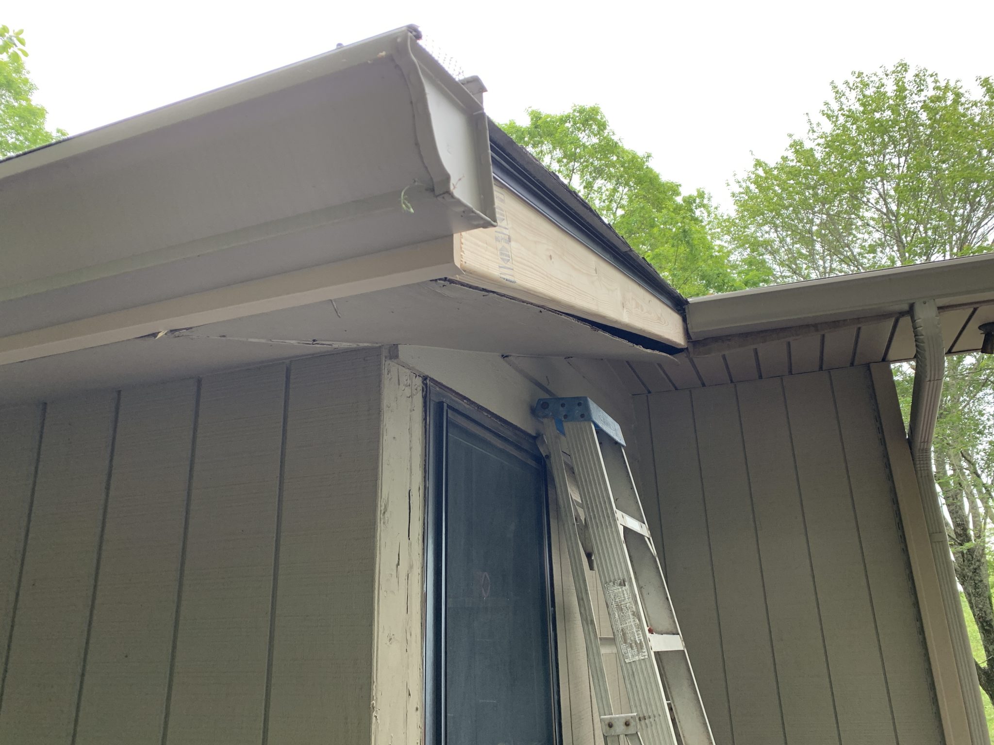 Prevent soffit and fascia rot - Litespeed Construction Knoxville