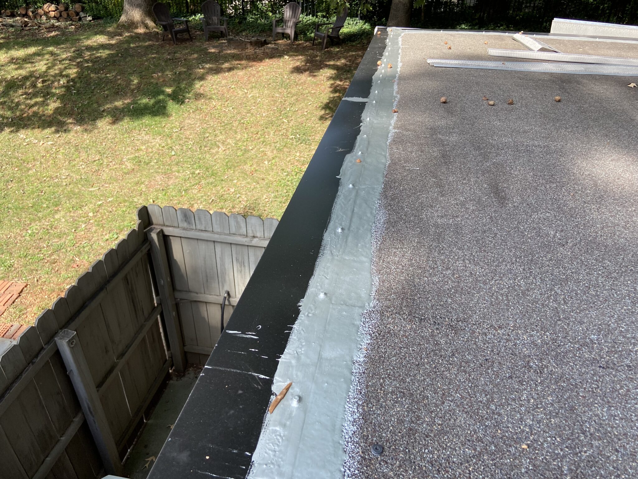 Problems with the edges of the roof - Litespeed Construction Knoxville