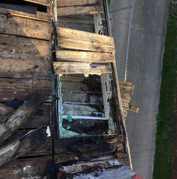 Rotten Boards When Replacing Your Roof: Knoxville Homeowner Guide